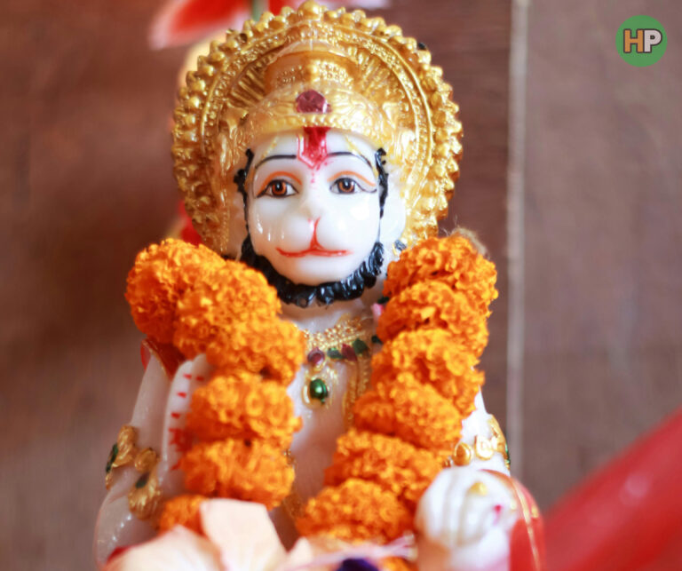 Aarti of Shri Hanuman ji ( श्री हनुमान जी की आरती ) .... - Hindu Panchang